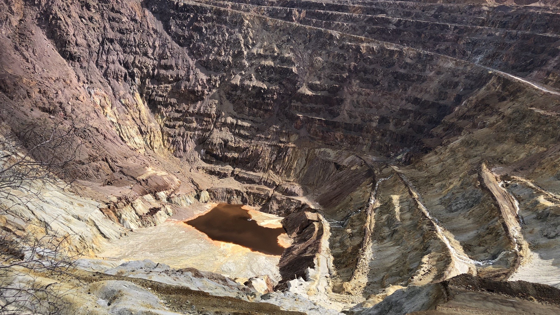 Locations Hub - The Lavender Pit