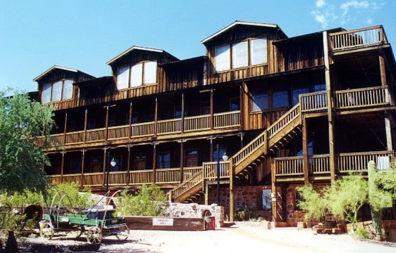 Locations Hub - Robson's Ranch and Mining Camp