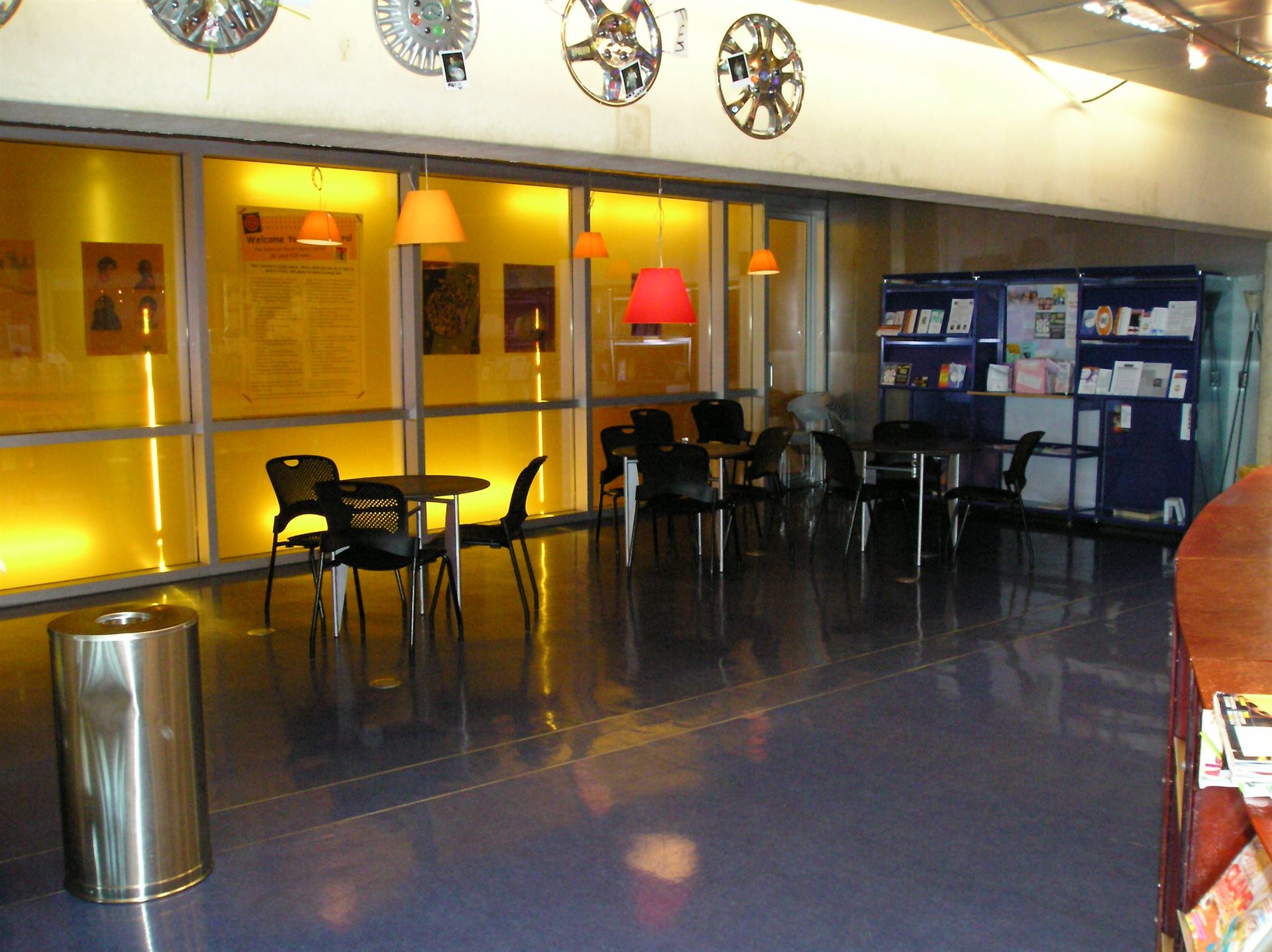 Locations Hub - Burton Barr Public Library - Phoenix