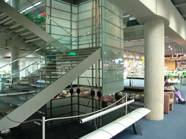 Locations Hub - Burton Barr Public Library - Phoenix