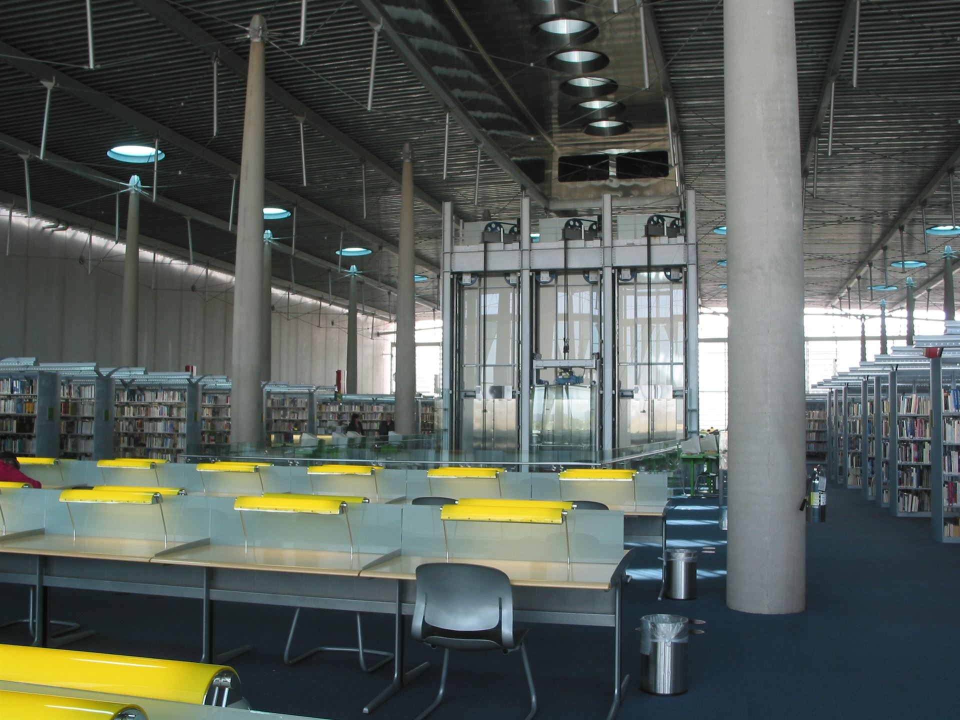 Locations Hub - Burton Barr Public Library - Phoenix