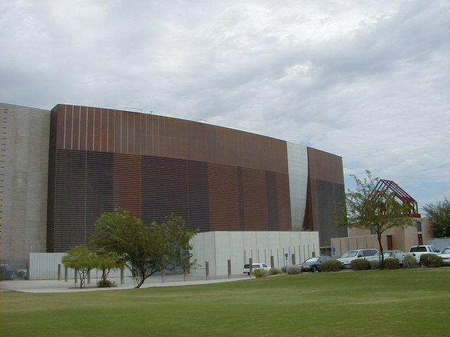 Locations Hub - Burton Barr Public Library - Phoenix