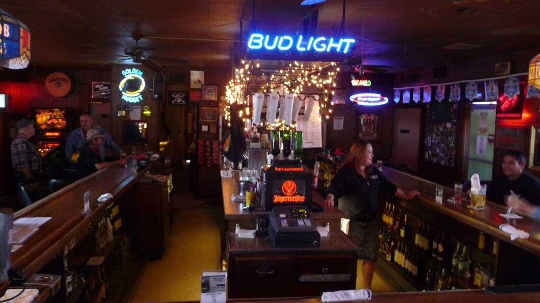 Locations Hub - Golden Nugget Bar