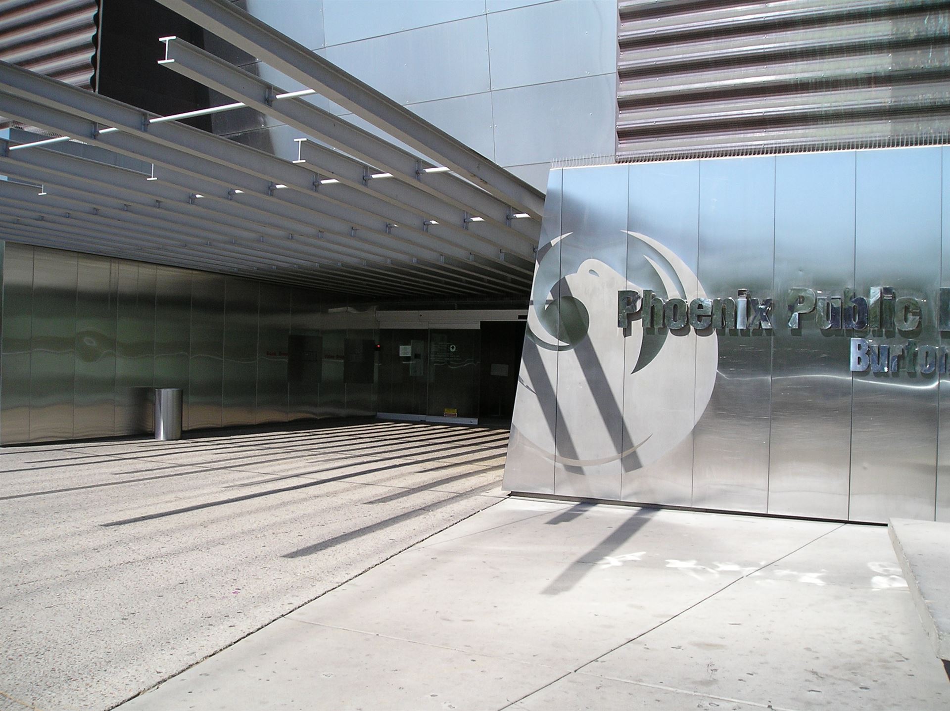 Locations Hub - Burton Barr Public Library - Phoenix